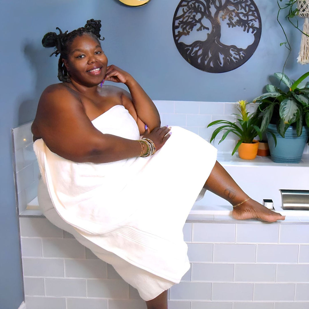 Luxury Extra Large Bath Towel in White - Snag – Snag US