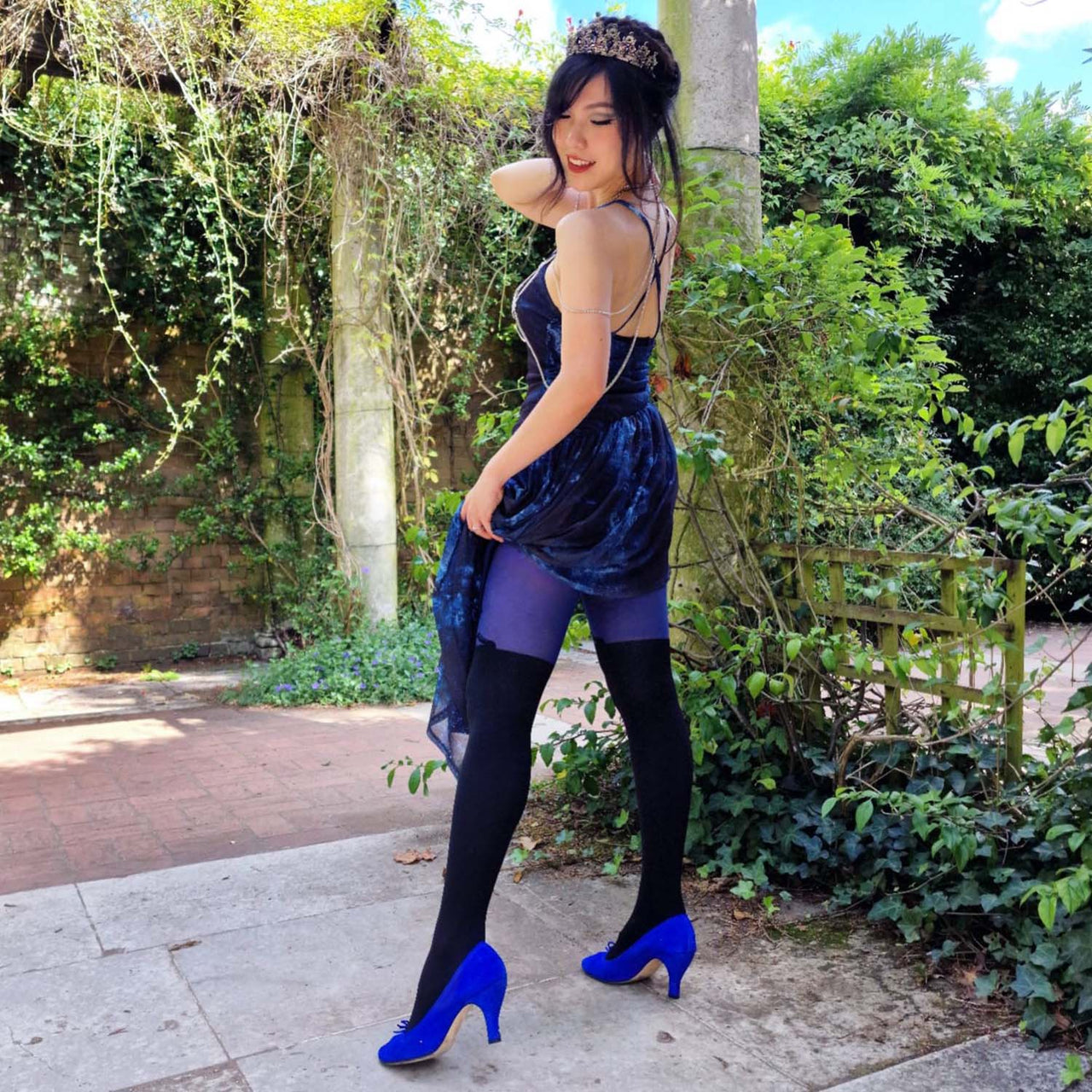 Bow Before No One Tights & Clothes In Sizes 1-34 - Snag – Snag US